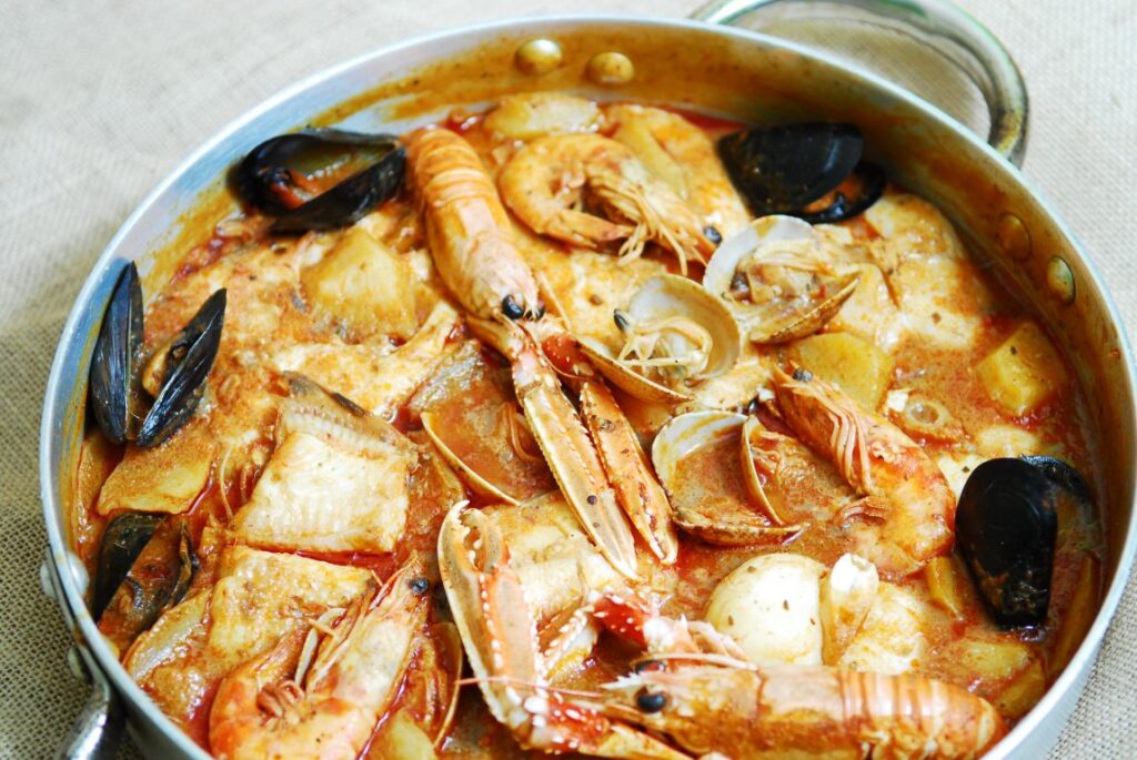 Suquet de Peix: Delicioso Tesoro Gastronómico de la Comunidad Valenciana
