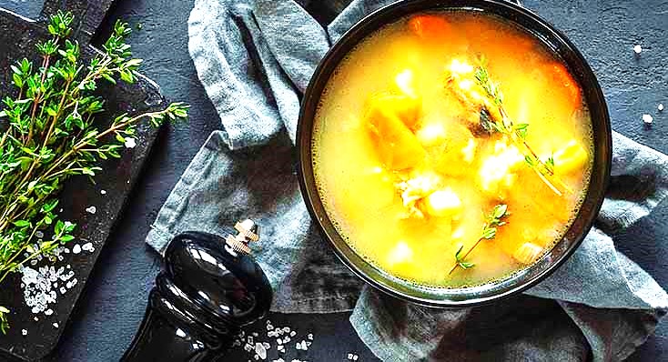 El Arte del Fumet de Pescado: La Base de la Cocina Marítima